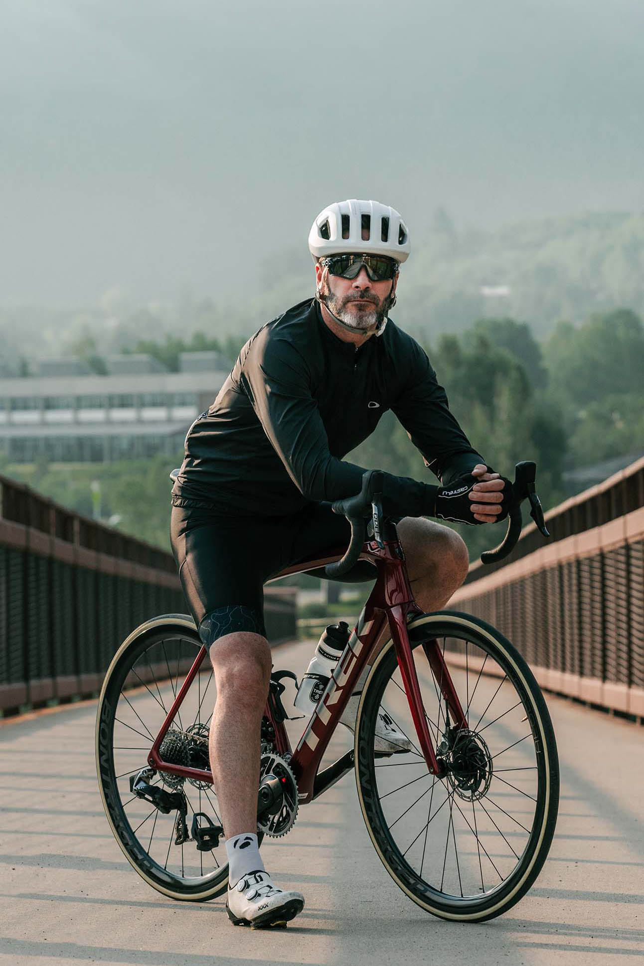 Explore Aspen's Scenic Routes with NASCAR Legend Jimmie Johnson - Après